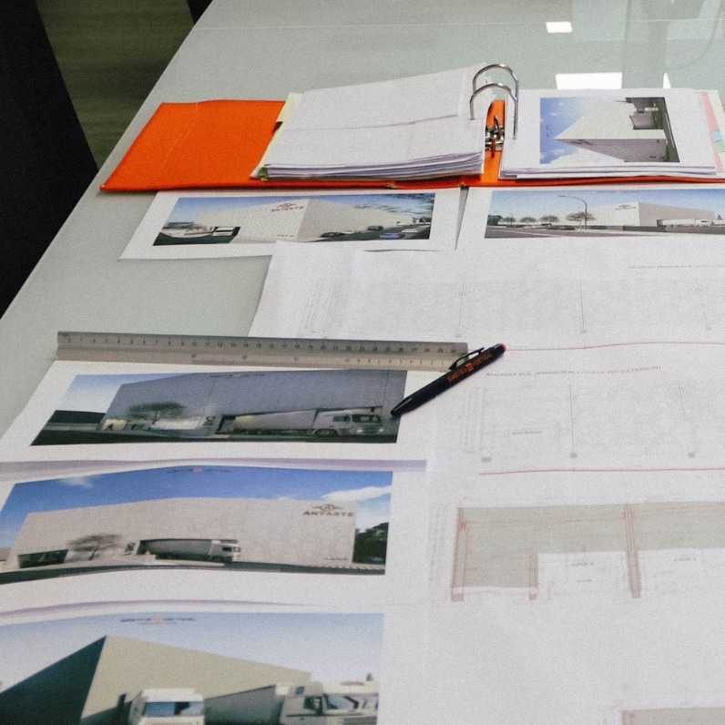 Atelier - Simetria Vertical